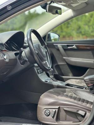 Melns Volkswagen Passat 2011 Nemenčinė, ar dzinēja tilpumu 1.80 L un nobraukumu 229 tūkst. km par 4990 €, foto 30 vietnē AUTOMOTO.COM.LV