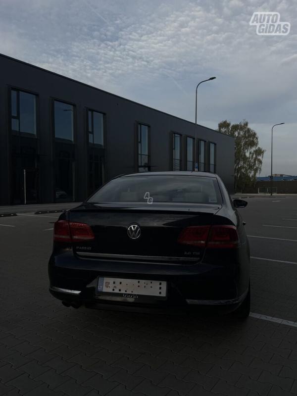 Black Volkswagen Passat 2011 in Vilnius, with an engine capacity of 2.00 L and mileage of 351 thousand km for 5300 €, photo 4 on AUTOMOTO.COM.LV