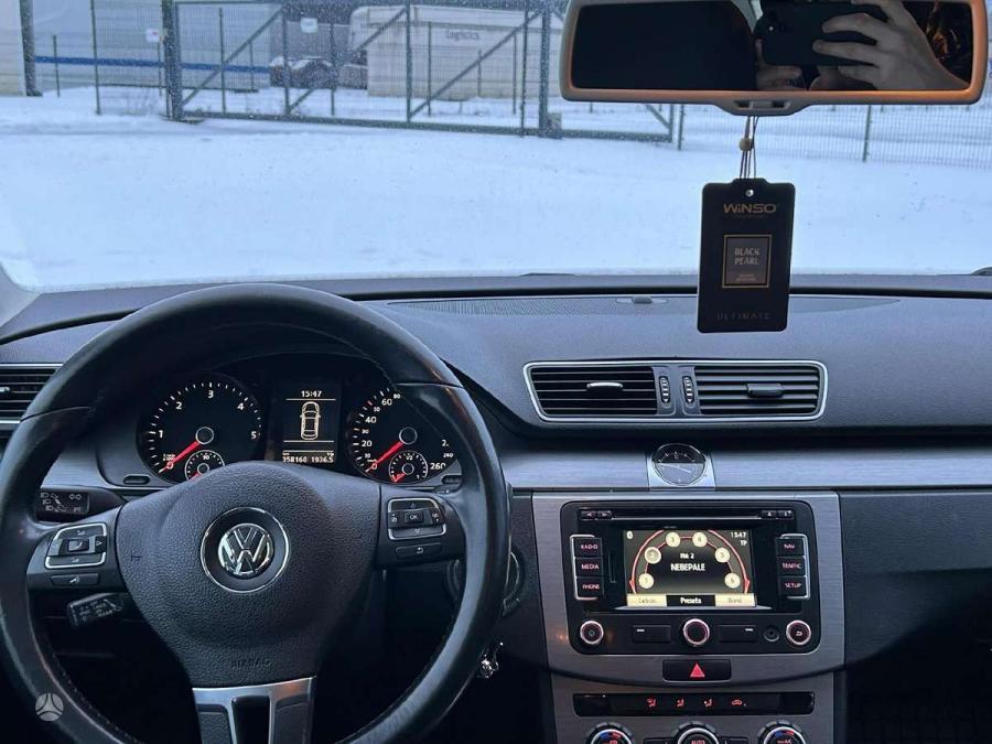 Melns Volkswagen Passat 2012 Kauņa, ar dzinēja tilpumu 1.99 L un nobraukumu 358 tūkst. km par 5500 €, foto 8 vietnē AUTOMOTO.COM.LV