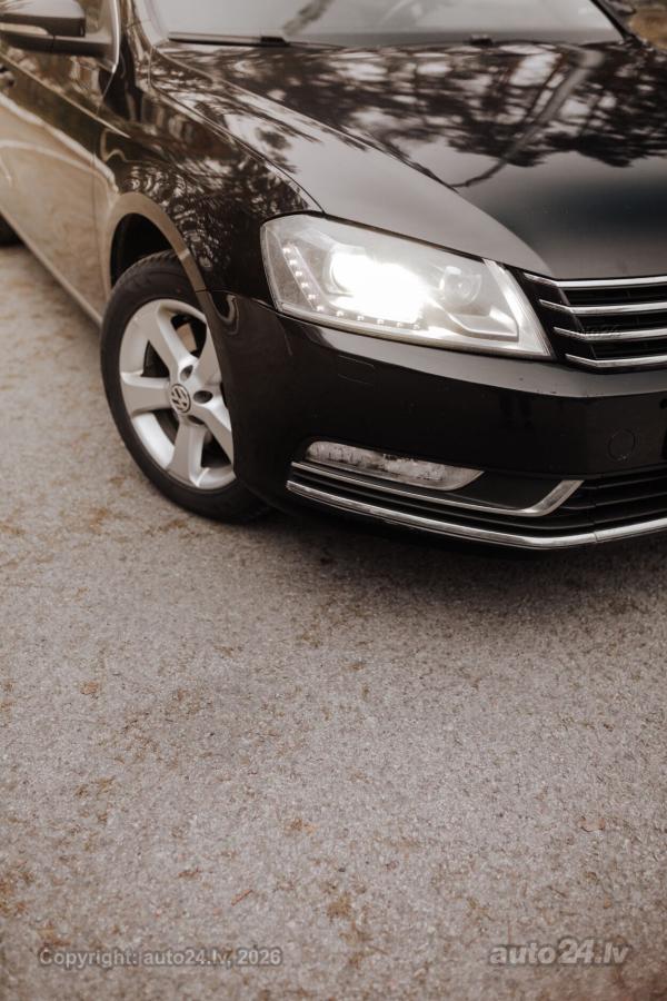Melns Volkswagen Passat 2012 Tallina, ar dzinēja tilpumu 1.40 L un nobraukumu 226 tūkst. km par 7000 €, foto 4 vietnē AUTOMOTO.COM.LV