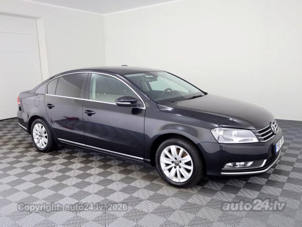 Black Volkswagen Passat 2012 in Tallinn, with an engine capacity of 1.80 L and mileage of 148 thousand km for 4499 €, photo 1 on AUTOMOTO.COM.LV