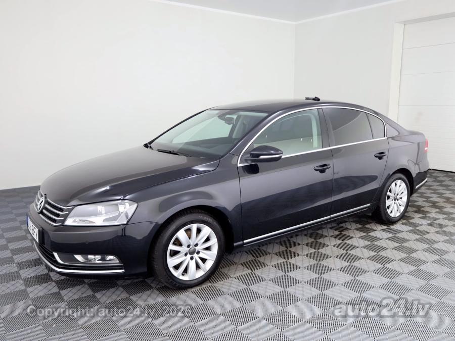 Black Volkswagen Passat 2012 in Tallinn, with an engine capacity of 1.80 L and mileage of 148 thousand km for 4499 €, photo 3 on AUTOMOTO.COM.LV