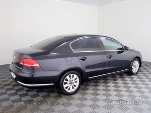 Black Volkswagen Passat 2012 in Tallinn, with an engine capacity of 1.80 L and mileage of 148 thousand km for 4499 €, photo 4 on AUTOMOTO.COM.LV