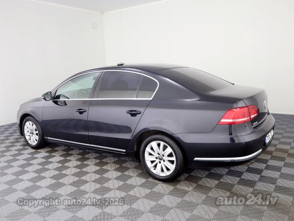 Black Volkswagen Passat 2012 in Tallinn, with an engine capacity of 1.80 L and mileage of 148 thousand km for 4499 €, photo 4 on AUTOMOTO.COM.LV
