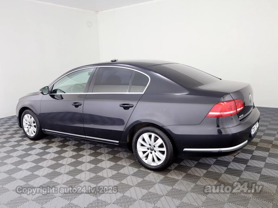 Black Volkswagen Passat 2012 in Tallinn, with an engine capacity of 1.80 L and mileage of 148 thousand km for 4499 €, photo 5 on AUTOMOTO.COM.LV