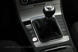 Black Volkswagen Passat 2012 in Tallinn, with an engine capacity of 1.80 L and mileage of 148 thousand km for 4499 €, photo 9 on AUTOMOTO.COM.LV