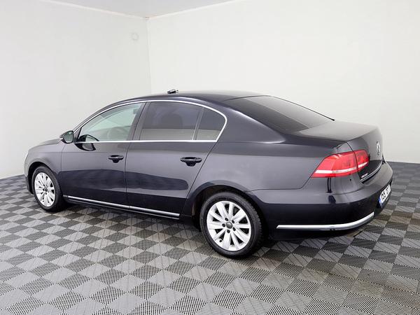 Black Volkswagen Passat 2012 in Tallinn, with an engine capacity of 1.80 L and mileage of 148 thousand km for 4199 €, photo 4 on AUTOMOTO.COM.LV