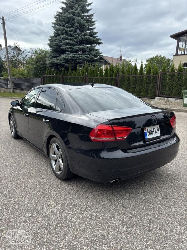 Melns Volkswagen Passat 2012 Viļņa, ar dzinēja tilpumu 2.50 L un nobraukumu 199 tūkst. km par 5699 €, foto 6 vietnē AUTOMOTO.COM.LV