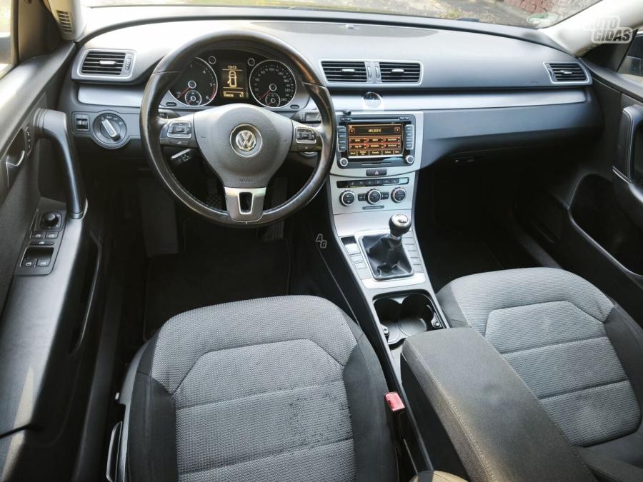 Melns Volkswagen Passat 2012 Kauņa, ar dzinēja tilpumu 2.00 L un nobraukumu 183 tūkst. km par 4150 €, foto 9 vietnē AUTOMOTO.COM.LV