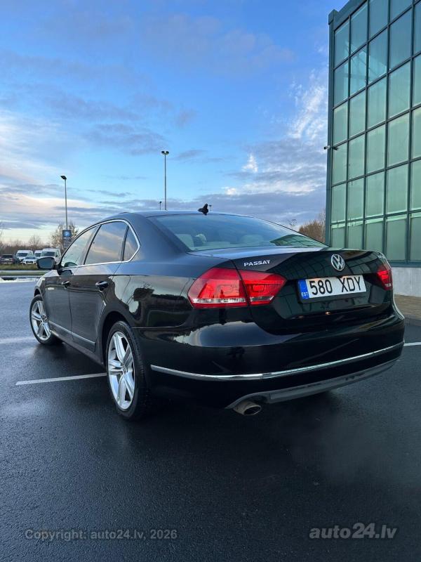 Melns Volkswagen Passat 2013 Tallina, ar dzinēja tilpumu 2.00 L un nobraukumu 180 tūkst. km par 7499 €, foto 3 vietnē AUTOMOTO.COM.LV