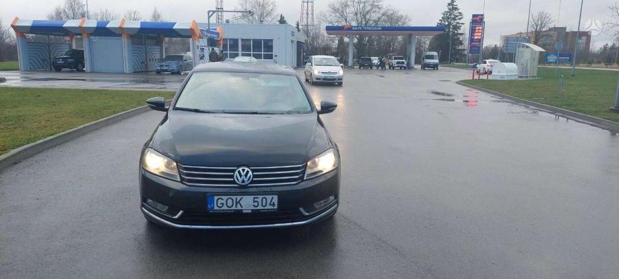 Melns Volkswagen Passat 2013 Kauņa, ar dzinēja tilpumu 1.97 L un nobraukumu 380 tūkst. km par 5700 €, foto 2 vietnē AUTOMOTO.COM.LV