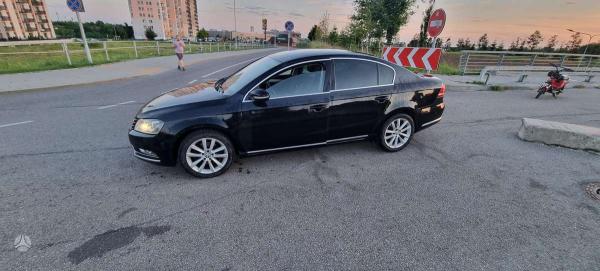 Melns Volkswagen Passat 2013 Viļņa, ar dzinēja tilpumu 1.39 L un nobraukumu 311 tūkst. km par 4800 €, foto 3 vietnē AUTOMOTO.COM.LV