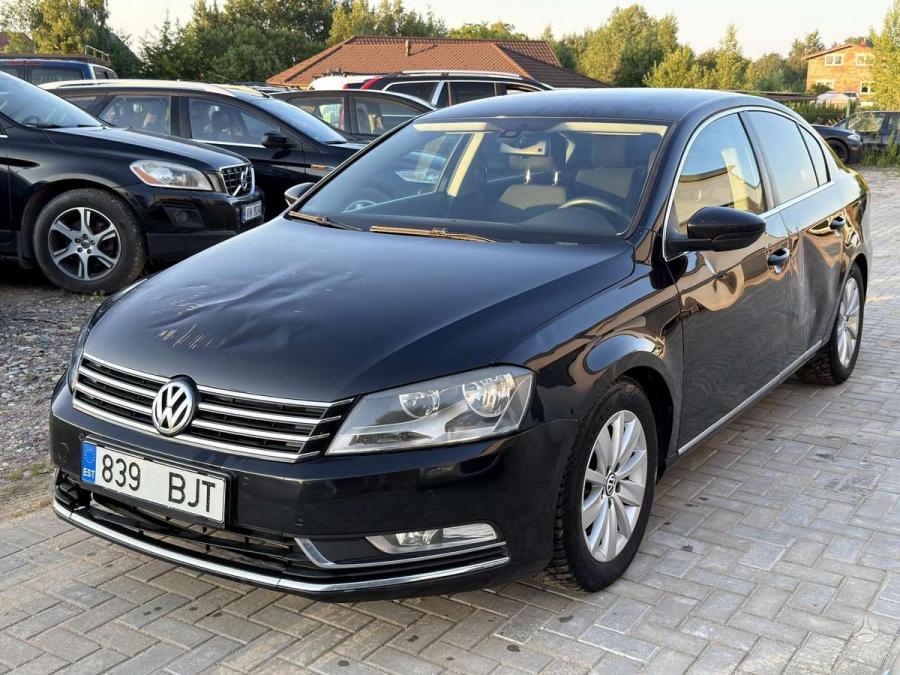Melns Volkswagen Passat 2013 Viļņa, ar dzinēja tilpumu 1.39 L un nobraukumu 205 tūkst. km par 2450 €, foto 3 vietnē AUTOMOTO.COM.LV