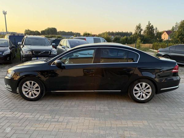 Black Volkswagen Passat 2013 in Vilnius, with an engine capacity of 1.39 L and mileage of 205 thousand km for 2450 €, photo 5 on AUTOMOTO.COM.LV