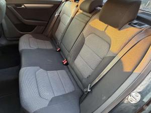 Melns Volkswagen Passat 2013 Viļņa, ar dzinēja tilpumu 1.39 L un nobraukumu 205 tūkst. km par 2450 €, foto 14 vietnē AUTOMOTO.COM.LV