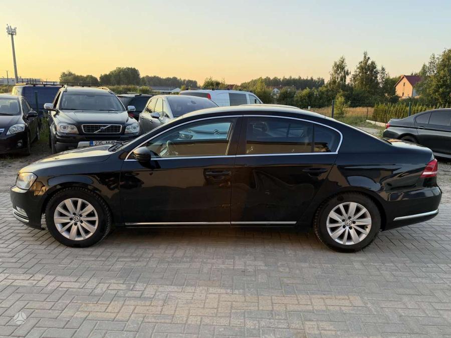 Melns Volkswagen Passat 2013 Viļņa, ar dzinēja tilpumu 1.39 L un nobraukumu 205 tūkst. km par 2450 €, foto 6 vietnē AUTOMOTO.COM.LV