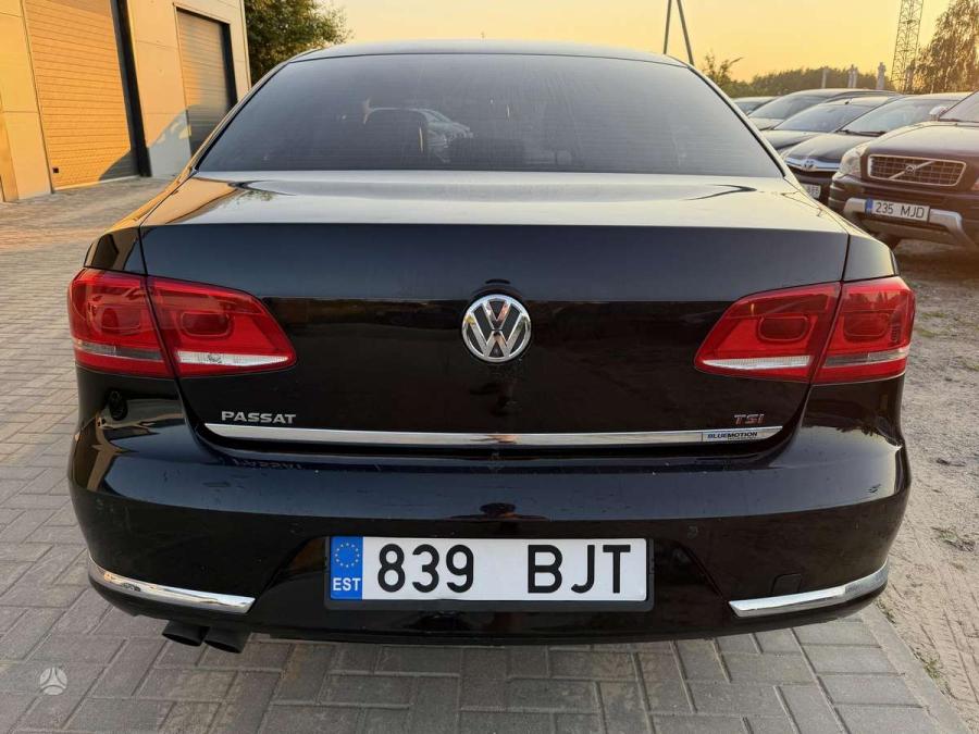 Melns Volkswagen Passat 2013 Viļņa, ar dzinēja tilpumu 1.39 L un nobraukumu 205 tūkst. km par 2450 €, foto 7 vietnē AUTOMOTO.COM.LV