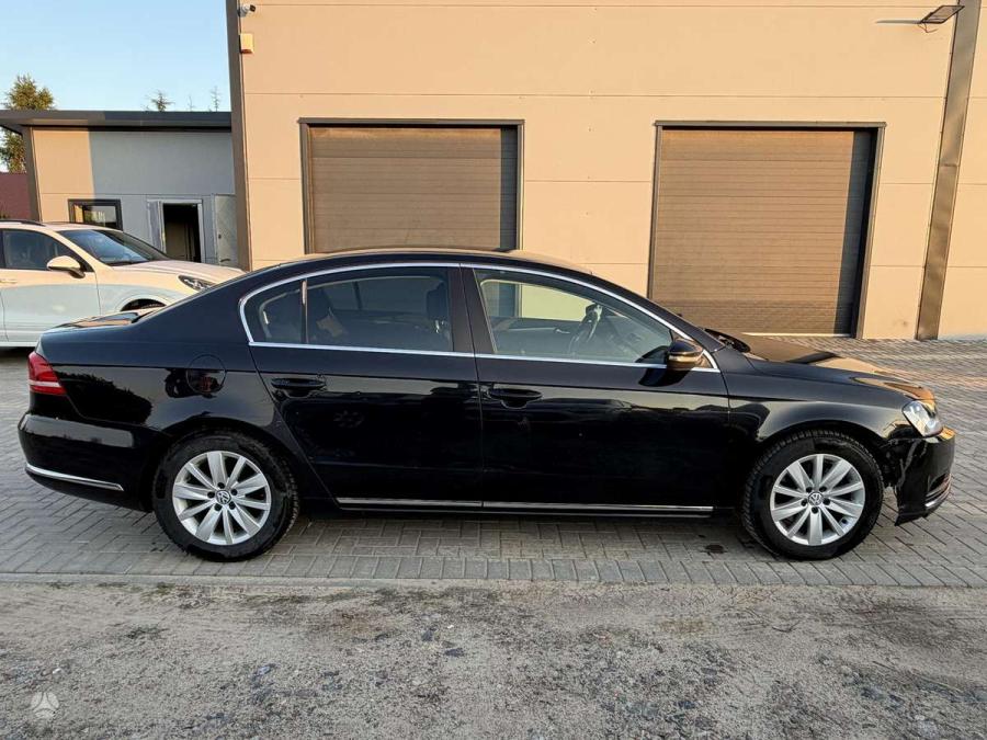 Melns Volkswagen Passat 2013 Viļņa, ar dzinēja tilpumu 1.39 L un nobraukumu 205 tūkst. km par 2450 €, foto 9 vietnē AUTOMOTO.COM.LV