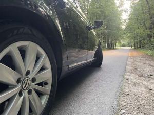 Melns Volkswagen Passat 2013 Viļņa, ar dzinēja tilpumu 1.97 L un nobraukumu 358 tūkst. km par 3500 €, foto 4 vietnē AUTOMOTO.COM.LV