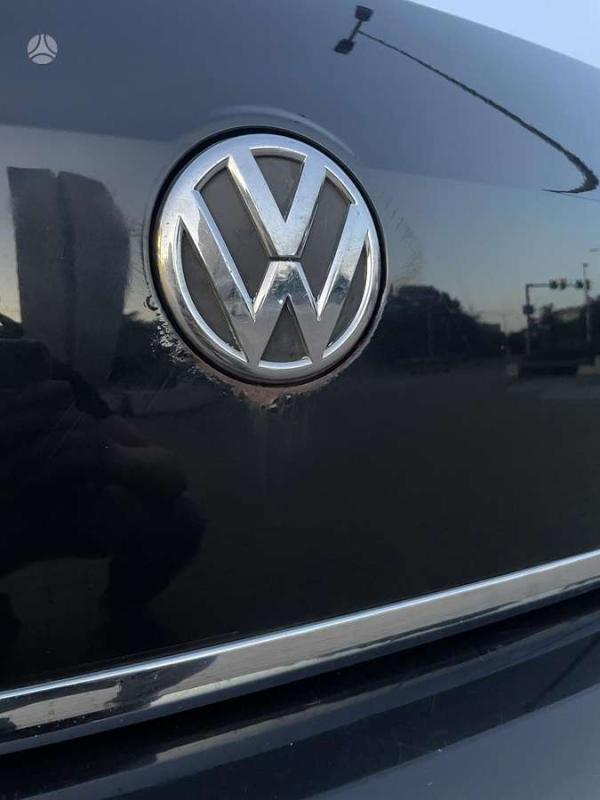 Black Volkswagen Passat 2013 in Vilnius, with an engine capacity of 1.97 L and mileage of 358 thousand km for 3500 €, photo 10 on AUTOMOTO.COM.LV