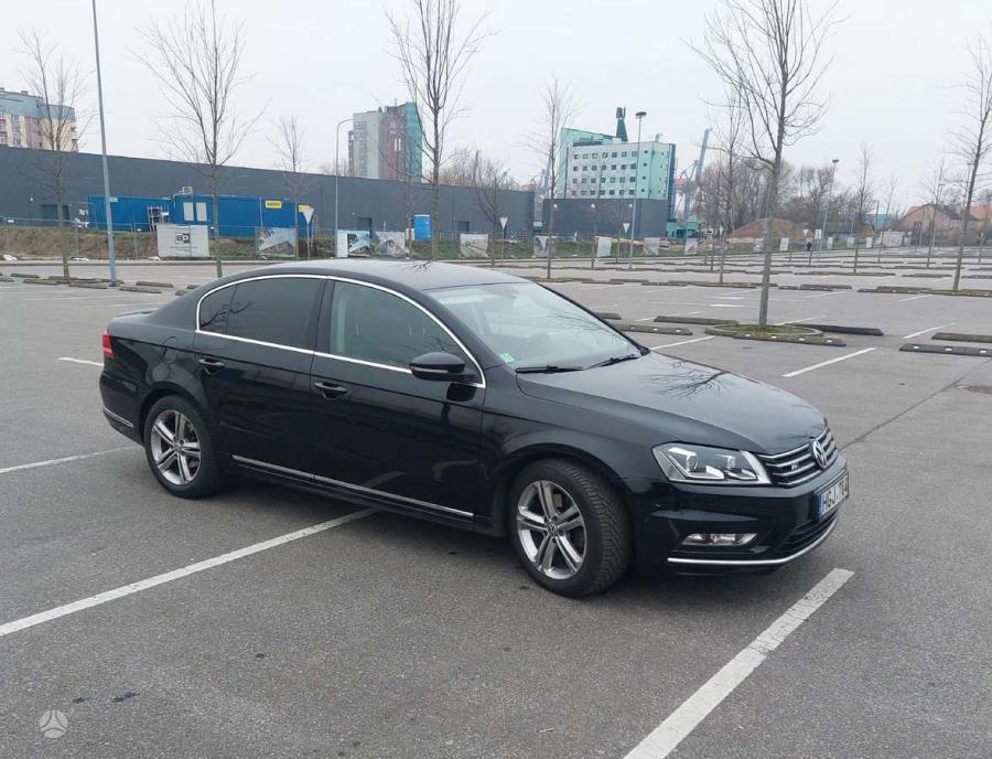 Melns Volkswagen Passat 2014 Klaipėda, ar dzinēja tilpumu 1.97 L un nobraukumu 279 tūkst. km par 8118 €, foto 1 vietnē AUTOMOTO.COM.LV