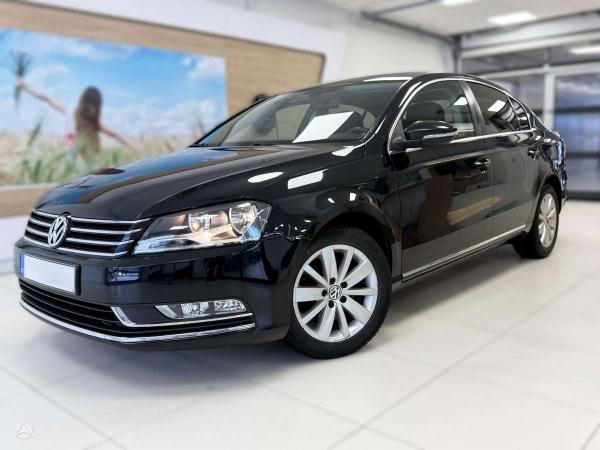 Melns Volkswagen Passat 2014 Kauņa, ar dzinēja tilpumu 1.97 L un nobraukumu 163 tūkst. km par 7700 €, foto 1 vietnē AUTOMOTO.COM.LV
