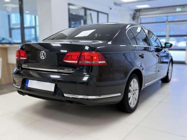 Melns Volkswagen Passat 2014 Kauņa, ar dzinēja tilpumu 1.97 L un nobraukumu 163 tūkst. km par 7700 €, foto 4 vietnē AUTOMOTO.COM.LV
