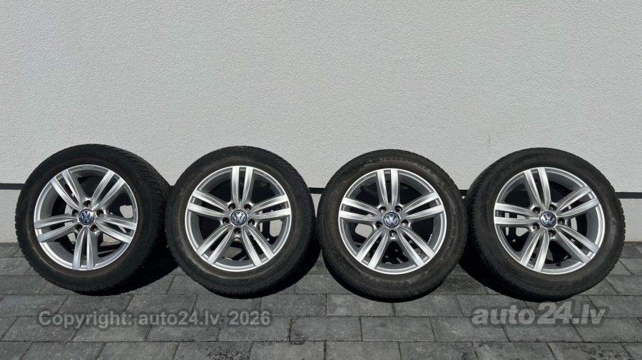 Black Volkswagen Passat 2014 in Tallinn, with an engine capacity of 1.40 L and mileage of 96 thousand km for 9999 €, photo 14 on AUTOMOTO.COM.LV