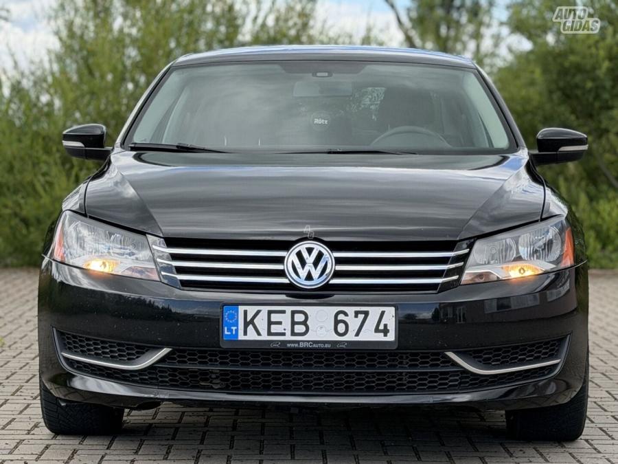 Melns Volkswagen Passat 2014 Kaišiadorys, ar dzinēja tilpumu 2.50 L un nobraukumu 191 tūkst. km par 4100 €, foto 3 vietnē AUTOMOTO.COM.LV