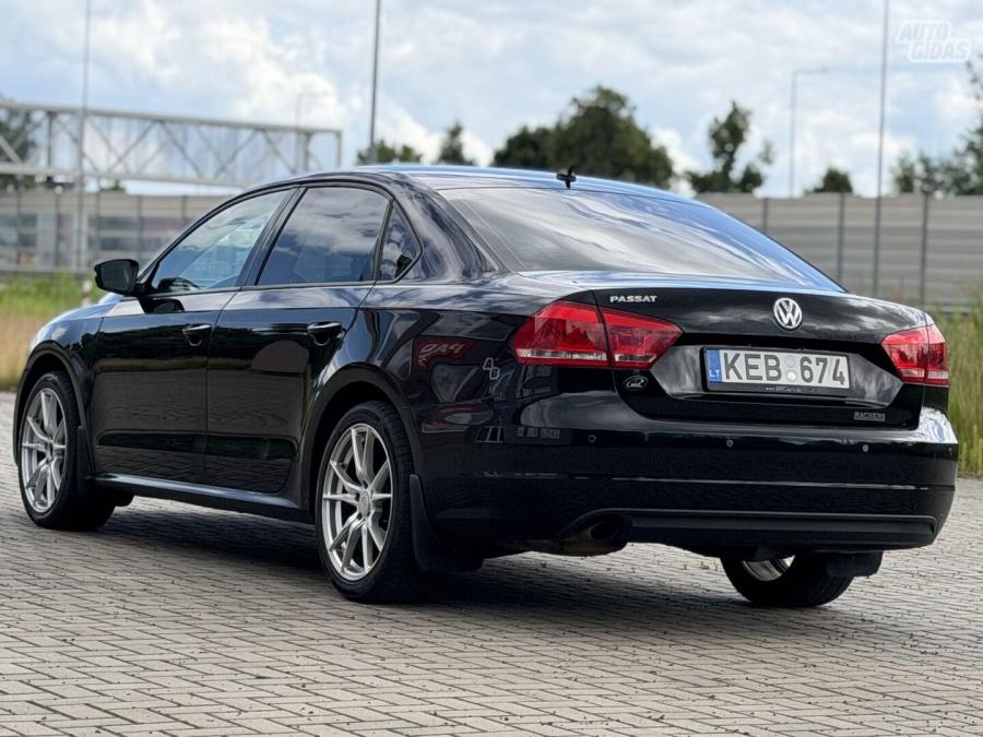 Melns Volkswagen Passat 2014 Kaišiadorys, ar dzinēja tilpumu 2.50 L un nobraukumu 191 tūkst. km par 4100 €, foto 7 vietnē AUTOMOTO.COM.LV