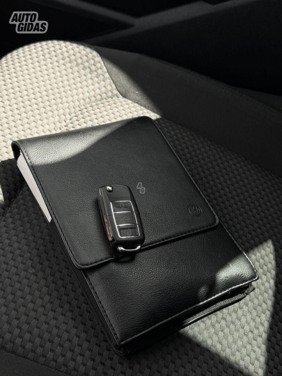 Melns Volkswagen Passat 2014 Kaišiadorys, ar dzinēja tilpumu 2.50 L un nobraukumu 191 tūkst. km par 4100 €, foto 25 vietnē AUTOMOTO.COM.LV
