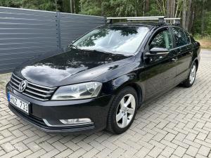 Black Volkswagen Passat 2014 in Vilnius, with an engine capacity of 1.40 L and mileage of 295 thousand km for 3700 €, photo 3 on AUTOMOTO.COM.LV