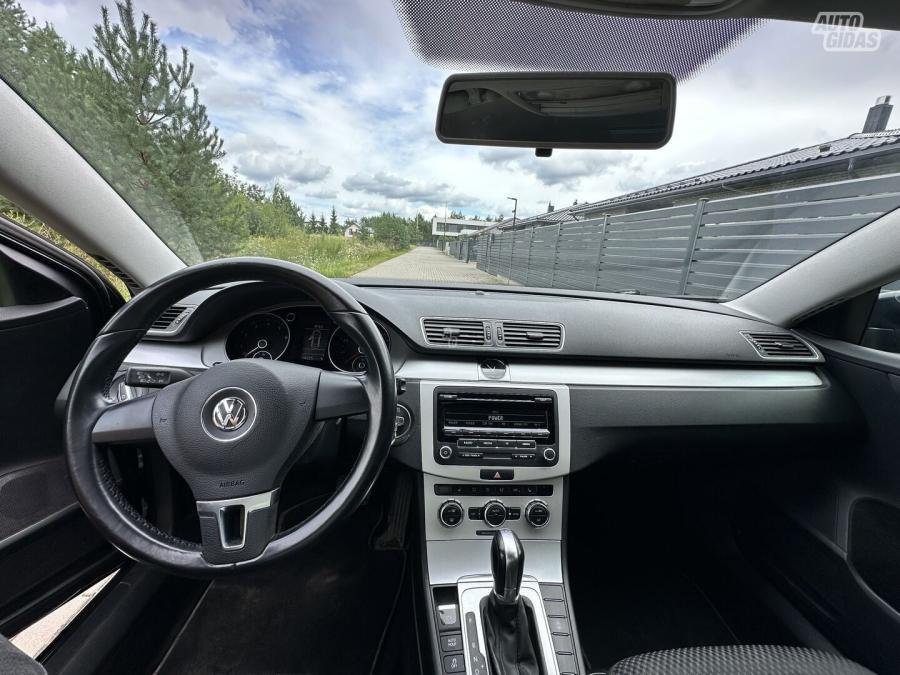 Black Volkswagen Passat 2014 in Vilnius, with an engine capacity of 1.40 L and mileage of 295 thousand km for 3700 €, photo 8 on AUTOMOTO.COM.LV