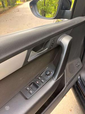 Black Volkswagen Passat 2014 in Vilnius, with an engine capacity of 1.60 L and mileage of 260 thousand km for 3500 €, photo 20 on AUTOMOTO.COM.LV