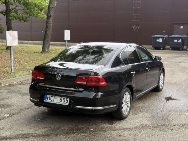 Melns Volkswagen Passat 2014 Kauņa, ar dzinēja tilpumu 1.97 L un nobraukumu 326 tūkst. km par 4800 €, foto 1 vietnē AUTOMOTO.COM.LV