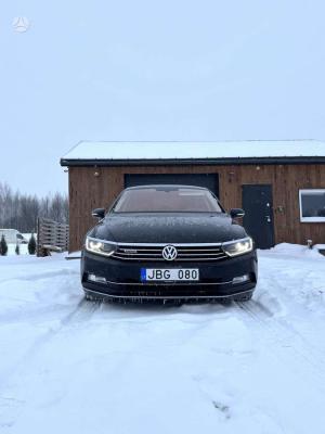 Melns Volkswagen Passat 2015 Ukmergė, ar dzinēja tilpumu 0.00 L un nobraukumu 390 tūkst. km par 14000 €, foto  vietnē AUTOMOTO.COM.LV