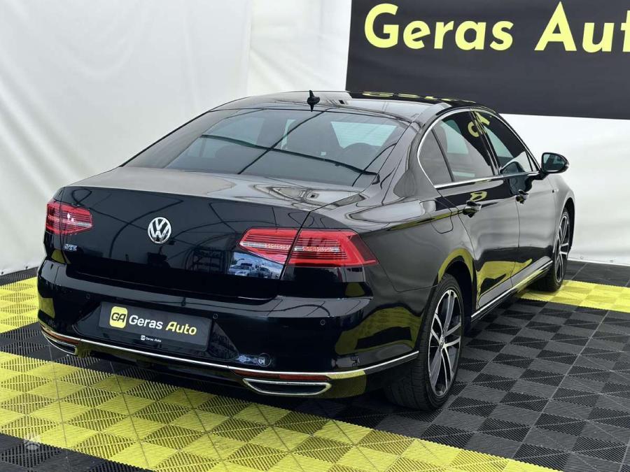 Melns Volkswagen Passat 2015 Viļņa, ar dzinēja tilpumu 1.40 L un nobraukumu 183 tūkst. km par 14250 €, foto 4 vietnē AUTOMOTO.COM.LV
