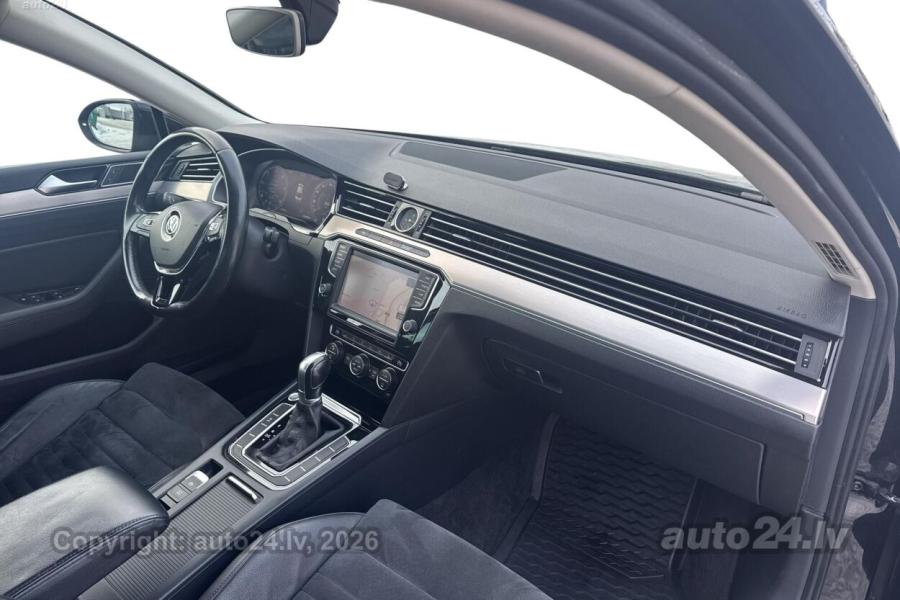 Melns Volkswagen Passat 2015 Pērnava, ar dzinēja tilpumu 2.00 L un nobraukumu 230 tūkst. km par 10990 €, foto 7 vietnē AUTOMOTO.COM.LV