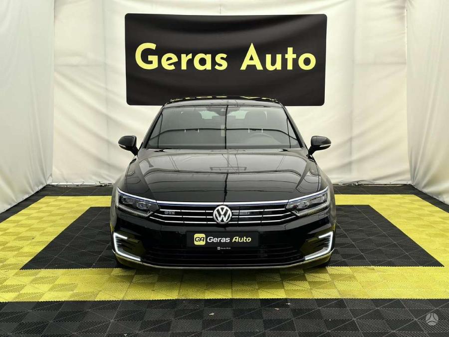 Melns Volkswagen Passat 2015 Viļņa, ar dzinēja tilpumu 1.40 L un nobraukumu 183 tūkst. km par 14250 €, foto 7 vietnē AUTOMOTO.COM.LV