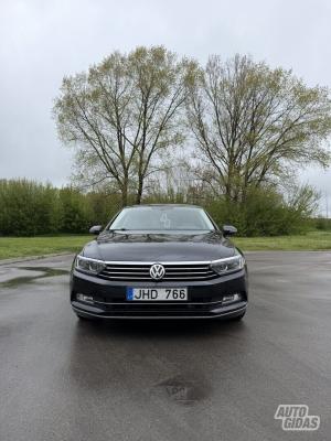 Melns Volkswagen Passat 2015 Kretinga, ar dzinēja tilpumu 2.00 L un nobraukumu 167 tūkst. km par 11200 €, foto  vietnē AUTOMOTO.COM.LV