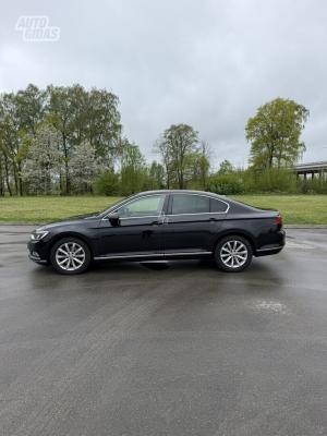 Melns Volkswagen Passat 2015 Kretinga, ar dzinēja tilpumu 2.00 L un nobraukumu 167 tūkst. km par 11200 €, foto 8 vietnē AUTOMOTO.COM.LV