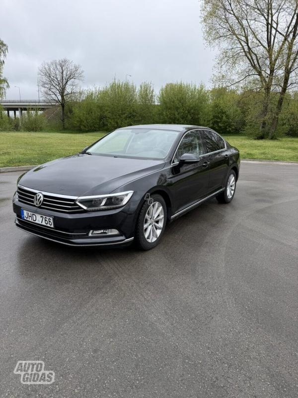 Black Volkswagen Passat 2015 in Kretinga, with an engine capacity of 2.00 L and mileage of 167 thousand km for 11200 €, photo 8 on AUTOMOTO.COM.LV