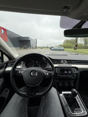 Melns Volkswagen Passat 2015 Kretinga, ar dzinēja tilpumu 2.00 L un nobraukumu 167 tūkst. km par 11200 €, foto 12 vietnē AUTOMOTO.COM.LV