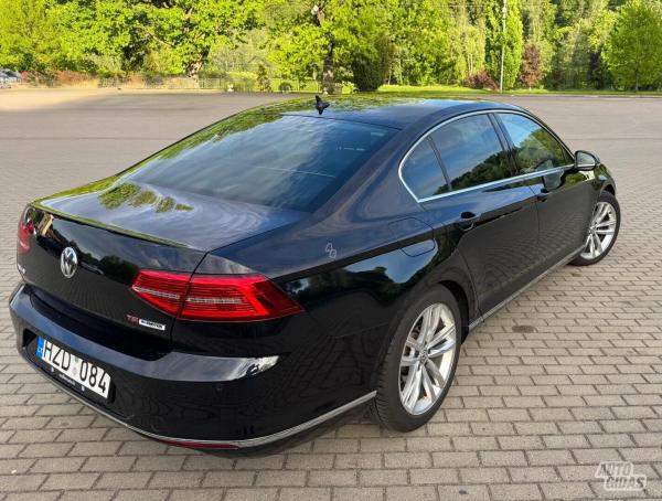 Melns Volkswagen Passat 2015 Viļņa, ar dzinēja tilpumu 1.80 L un nobraukumu 221 tūkst. km par 10900 €, foto 4 vietnē AUTOMOTO.COM.LV