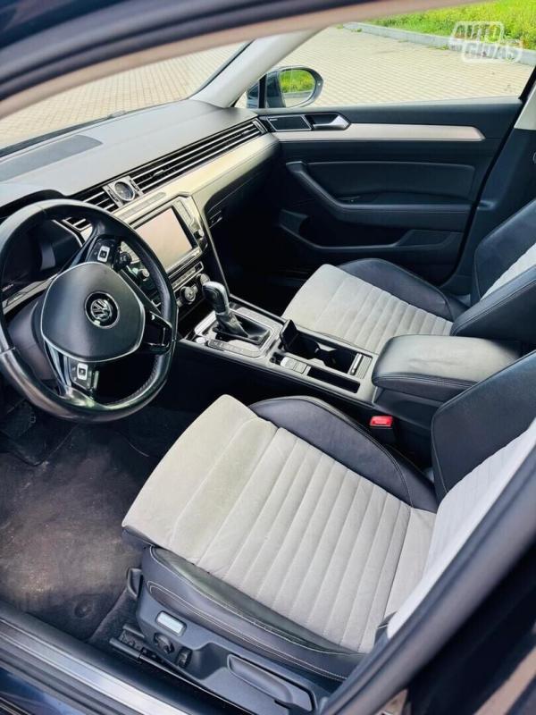 Melns Volkswagen Passat 2015 Viļņa, ar dzinēja tilpumu 1.80 L un nobraukumu 221 tūkst. km par 10900 €, foto 7 vietnē AUTOMOTO.COM.LV