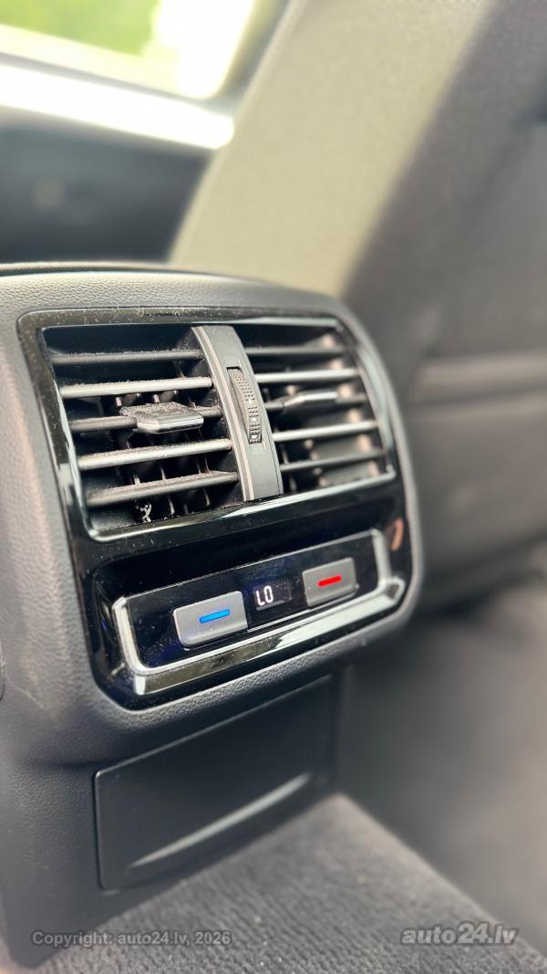 Melns Volkswagen Passat 2015 Tallina, ar dzinēja tilpumu 1.40 L un nobraukumu 200 tūkst. km par 8000 €, foto 10 vietnē AUTOMOTO.COM.LV