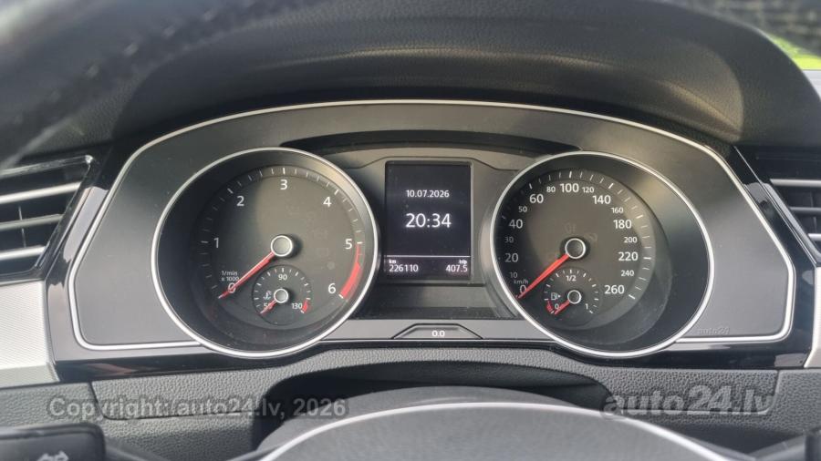 Melns Volkswagen Passat 2015 Tartu, ar dzinēja tilpumu 2.00 L un nobraukumu 226 tūkst. km par 10500 €, foto 14 vietnē AUTOMOTO.COM.LV