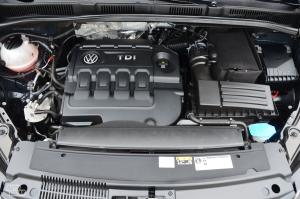 Melns Volkswagen Passat 2015 Kauņa, ar dzinēja tilpumu 2.00 L un nobraukumu 249 tūkst. km par 8650 €, foto 11 vietnē AUTOMOTO.COM.LV