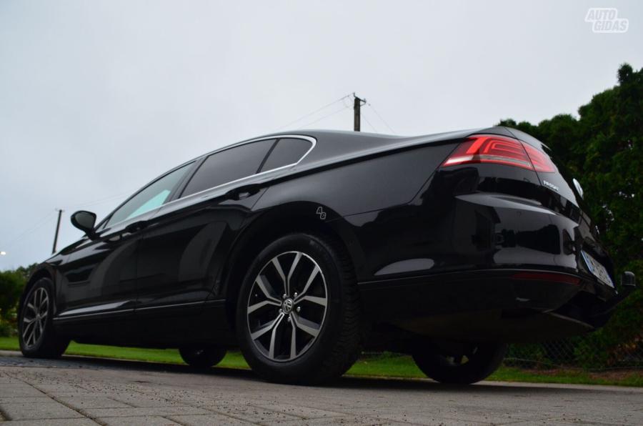 Melns Volkswagen Passat 2015 Kauņa, ar dzinēja tilpumu 2.00 L un nobraukumu 249 tūkst. km par 8650 €, foto 15 vietnē AUTOMOTO.COM.LV