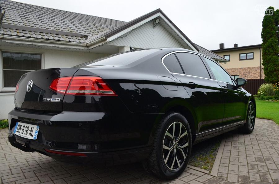 Melns Volkswagen Passat 2015 Kauņa, ar dzinēja tilpumu 2.00 L un nobraukumu 249 tūkst. km par 8650 €, foto 33 vietnē AUTOMOTO.COM.LV